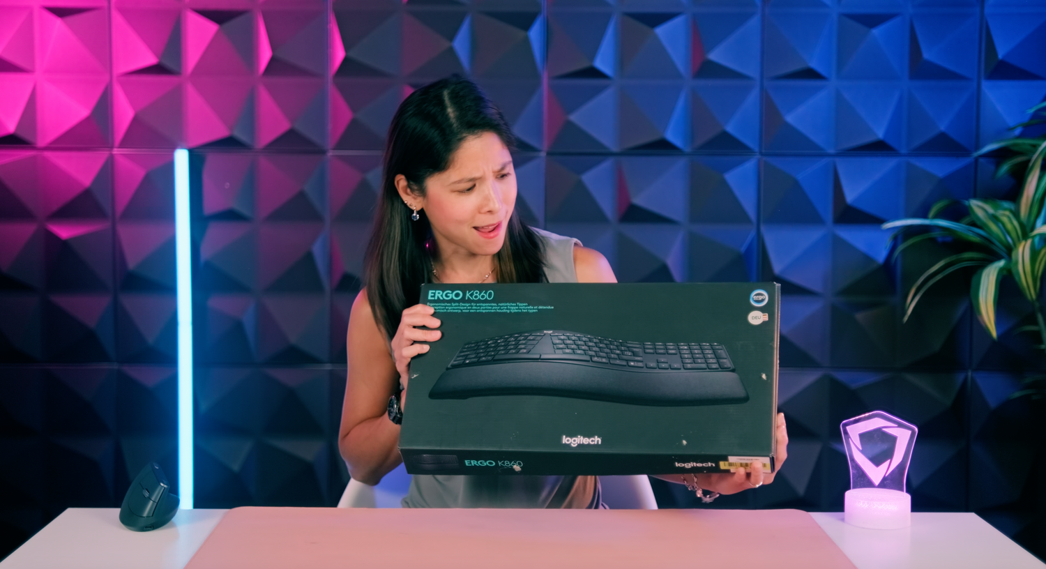 How to Type Special Characters on Windows, Mac & Linux... with ONE KEY ...