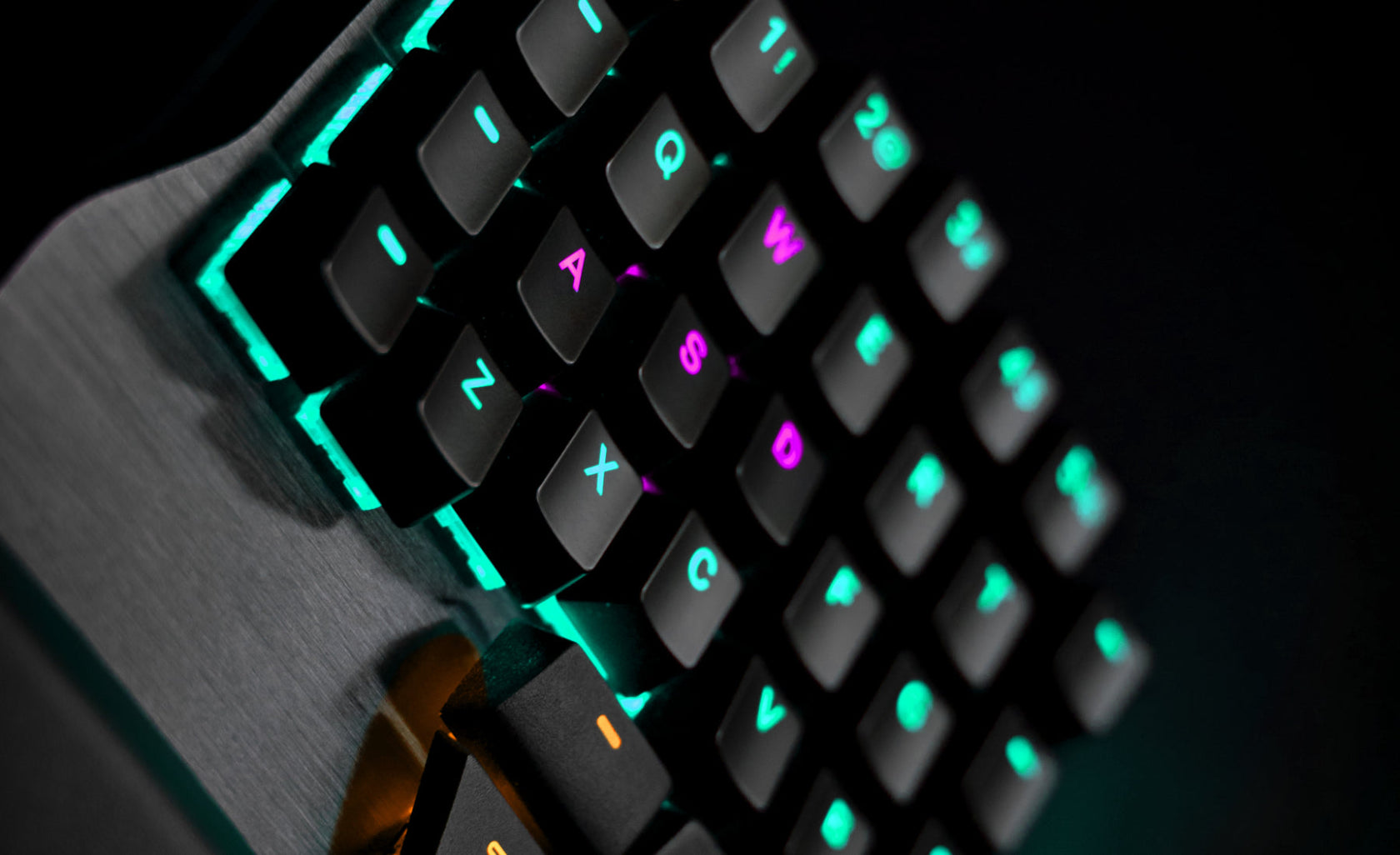 Dygma Defy wireless ergonomic keyboard